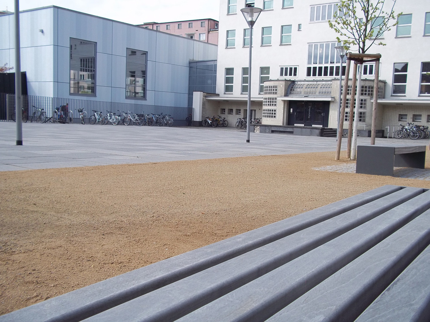 Projektbeispiele | EHL AG | Pflastersteine, Betonstufen, Palisaden