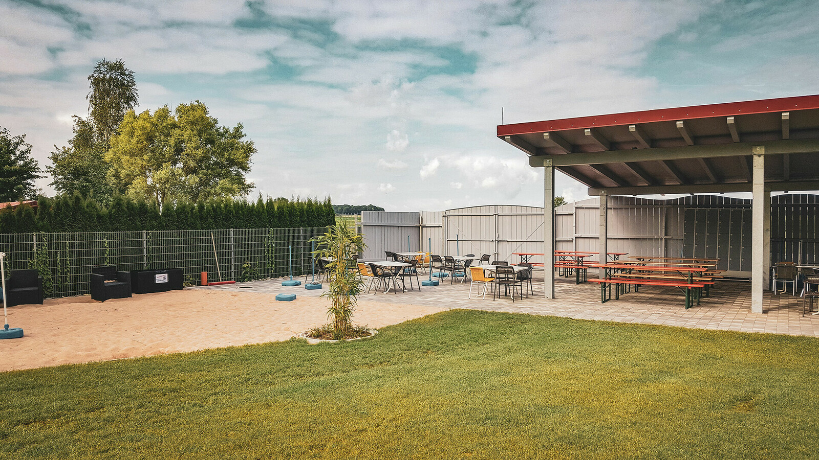Projektbeispiele | EHL AG | Pflastersteine, Betonstufen, Palisaden